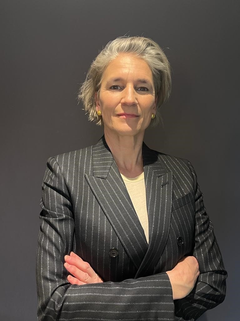 Frau Dr. med. Jeannine Nicole Hullin wird ab Januar 2024 neue CMO der ...